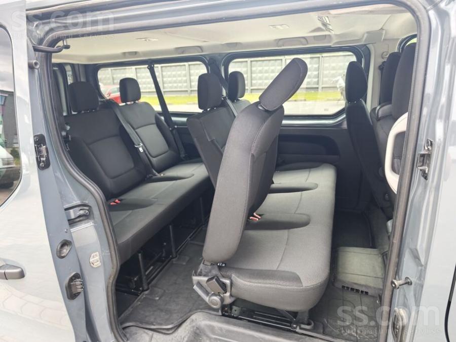 Grey Renault Trafic 2023 in Riga, with an engine capacity of 2.00 L and mileage of 51 thousand km for 31500 €, photo 10 on AUTOMOTO.COM.LV