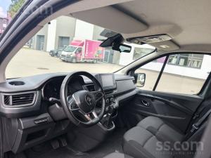 Grey Renault Trafic 2023 in Riga, with an engine capacity of 2.00 L and mileage of 51 thousand km for 31500 €, photo 11 on AUTOMOTO.COM.LV