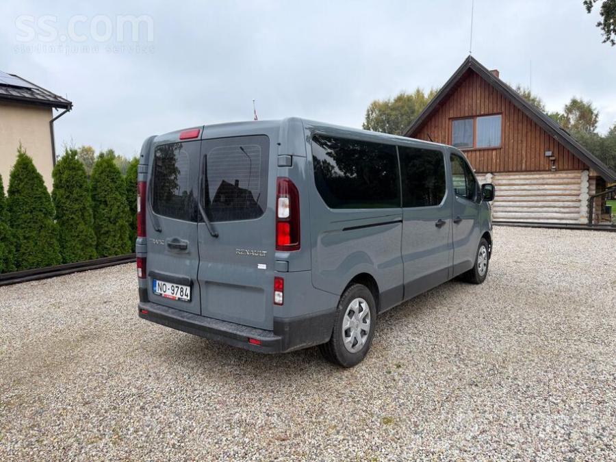 Pelēks Renault Trafic 2023 Valmiera, ar dzinēja tilpumu 2.00 L un nobraukumu 81 tūkst. km par 25500 €, foto 5 vietnē AUTOMOTO.COM.LV