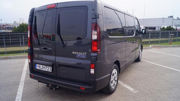 Grey Renault Trafic 2025 in Kaunas, with an engine capacity of 2.00 L and mileage of 180 thousand km for 29950 €, photo 6 on AUTOMOTO.COM.LV