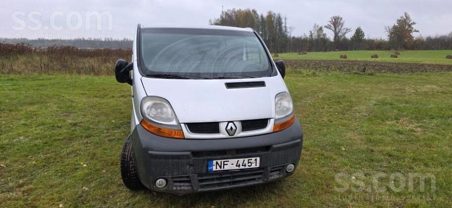 Pelēks Renault Trafic 2004 Rīga, ar dzinēja tilpumu 2.50 L un nobraukumu 429 tūkst. km par 2800 €, foto 3 vietnē AUTOMOTO.COM.LV