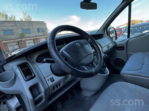 Grey Renault Trafic 2007 in Daugavpils, with an engine capacity of 2.00 L and mileage of 0 thousand km for 3600 €, photo 10 on AUTOMOTO.COM.LV