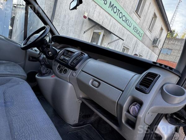 Grey Renault Trafic 2007 in Daugavpils, with an engine capacity of 2.00 L and mileage of 0 thousand km for 3600 €, photo 11 on AUTOMOTO.COM.LV