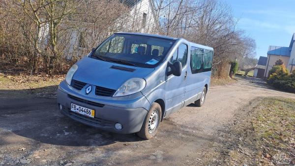 Pelēks Renault Trafic 2008 Viļņa, ar dzinēja tilpumu 2.50 L un nobraukumu 286 tūkst. km par 5750 €, foto 2 vietnē AUTOMOTO.COM.LV