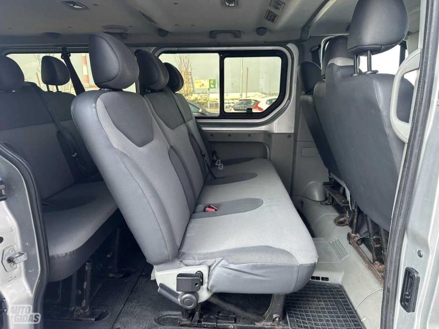 Pelēks Renault Trafic 2010 Viļņa, ar dzinēja tilpumu 2.00 L un nobraukumu 310 tūkst. km par 6000 €, foto 10 vietnē AUTOMOTO.COM.LV
