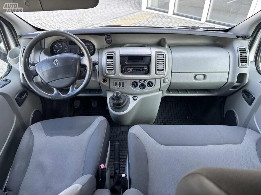 Pelēks Renault Trafic 2010 Viļņa, ar dzinēja tilpumu 2.00 L un nobraukumu 310 tūkst. km par 6000 €, foto 14 vietnē AUTOMOTO.COM.LV