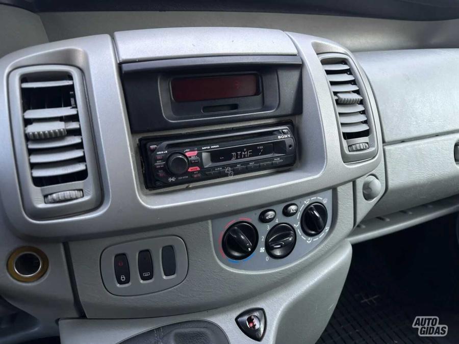Pelēks Renault Trafic 2010 Viļņa, ar dzinēja tilpumu 2.00 L un nobraukumu 310 tūkst. km par 6000 €, foto 15 vietnē AUTOMOTO.COM.LV