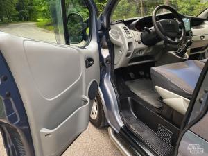 Grey Renault Trafic 2011 in Vilnius, with an engine capacity of 2.00 L and mileage of 167 thousand km for 10950 €, photo 11 on AUTOMOTO.COM.LV
