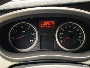 Grey Renault Trafic 2011 in Vilnius, with an engine capacity of 2.00 L and mileage of 167 thousand km for 10950 €, photo 12 on AUTOMOTO.COM.LV