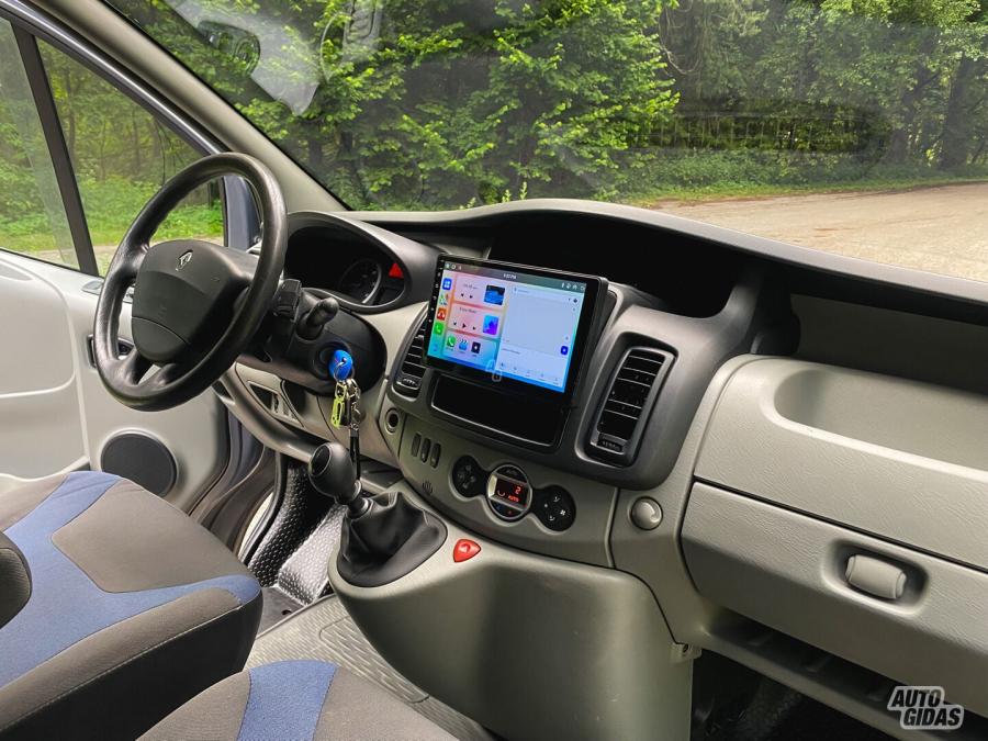 Grey Renault Trafic 2011 in Vilnius, with an engine capacity of 2.00 L and mileage of 167 thousand km for 10950 €, photo 15 on AUTOMOTO.COM.LV