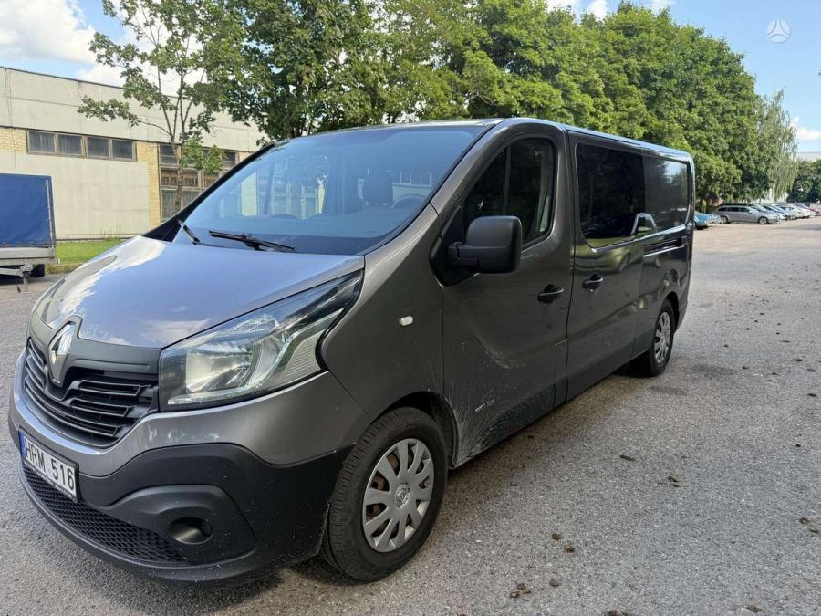 Pelēks Renault Trafic 2015 Viļņa, ar dzinēja tilpumu 1.60 L un nobraukumu 279 tūkst. km par 7900 €, foto 1 vietnē AUTOMOTO.COM.LV