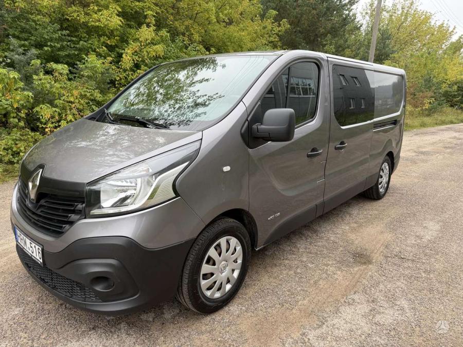Pelēks Renault Trafic 2015 Viļņa, ar dzinēja tilpumu 1.60 L un nobraukumu 279 tūkst. km par 6900 €, foto 1 vietnē AUTOMOTO.COM.LV