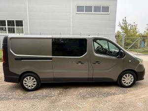 Pelēks Renault Trafic 2015 Viļņa, ar dzinēja tilpumu 1.60 L un nobraukumu 279 tūkst. km par 6900 €, foto 5 vietnē AUTOMOTO.COM.LV