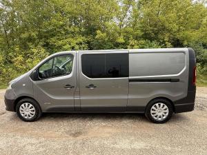 Pelēks Renault Trafic 2015 Viļņa, ar dzinēja tilpumu 1.60 L un nobraukumu 279 tūkst. km par 6900 €, foto 8 vietnē AUTOMOTO.COM.LV