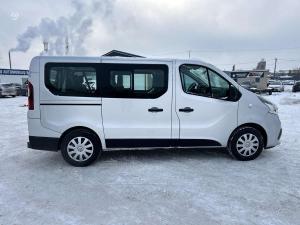 Grey Renault Trafic 2016 in Panevezys, with an engine capacity of 1.60 L and mileage of 246 thousand km for 10200 €, photo 8 on AUTOMOTO.COM.LV