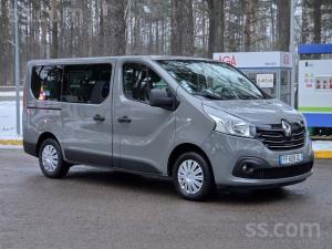 Grey Renault Trafic 2019 in Riga, with an engine capacity of 1.60 L and mileage of 180 thousand km for 13500 €, photo 2 on AUTOMOTO.COM.LV