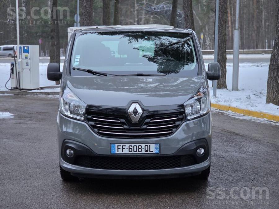 Grey Renault Trafic 2019 in Riga, with an engine capacity of 1.60 L and mileage of 180 thousand km for 13500 €, photo 4 on AUTOMOTO.COM.LV