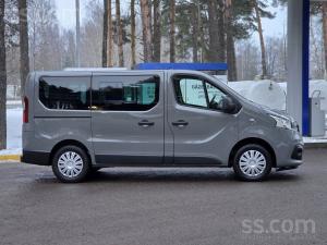 Grey Renault Trafic 2019 in Riga, with an engine capacity of 1.60 L and mileage of 180 thousand km for 13500 €, photo 9 on AUTOMOTO.COM.LV