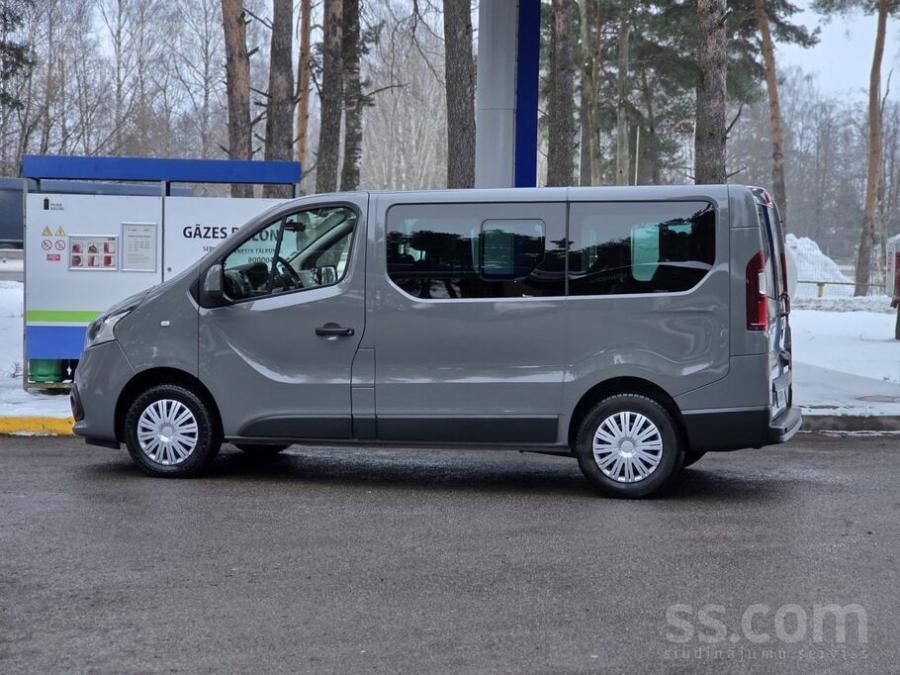 Grey Renault Trafic 2019 in Riga, with an engine capacity of 1.60 L and mileage of 180 thousand km for 13500 €, photo 15 on AUTOMOTO.COM.LV
