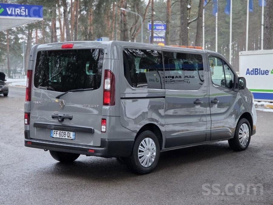 Grey Renault Trafic 2019 in Riga, with an engine capacity of 1.60 L and mileage of 180 thousand km for 13500 €, photo 23 on AUTOMOTO.COM.LV