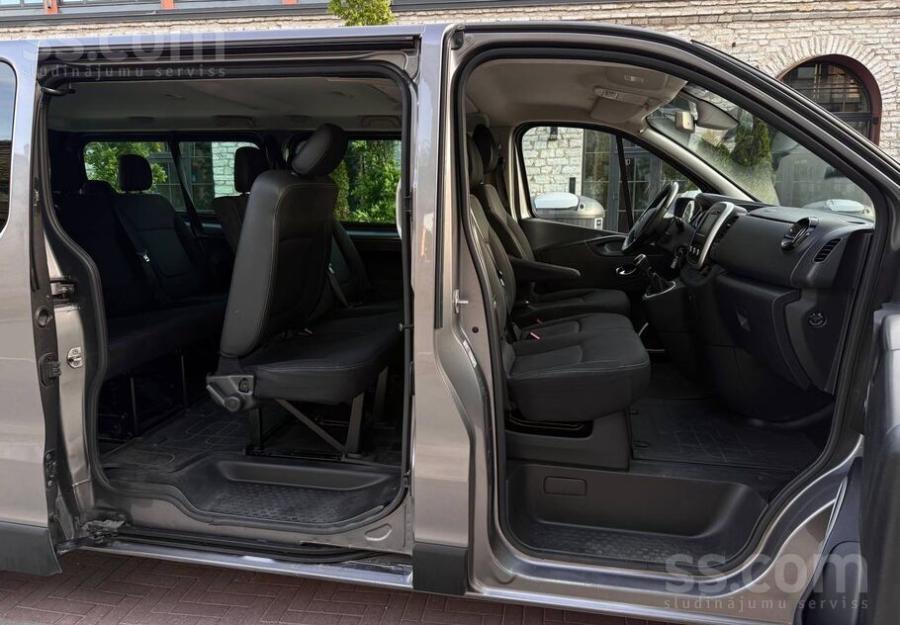 Grey Renault Trafic 2019 in Tallinn, with an engine capacity of 2.00 L and mileage of 203 thousand km for 16990 €, photo 17 on AUTOMOTO.COM.LV