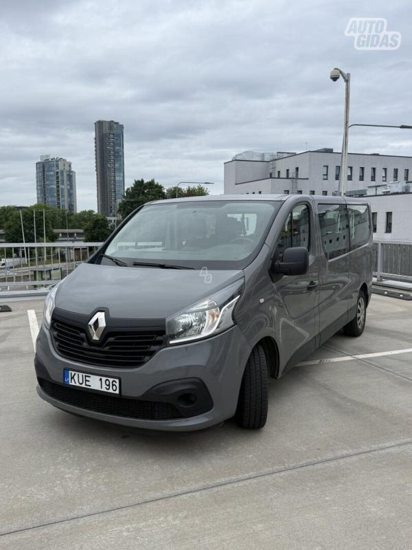 Pelēks Renault Trafic 2019 Viļņa, ar dzinēja tilpumu 1.60 L un nobraukumu 181 tūkst. km par 11700 €, foto 1 vietnē AUTOMOTO.COM.LV