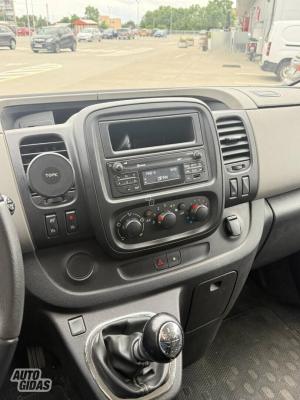Grey Renault Trafic 2019 in Vilnius, with an engine capacity of 1.60 L and mileage of 181 thousand km for 11700 €, photo 7 on AUTOMOTO.COM.LV