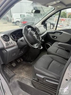 Grey Renault Trafic 2019 in Vilnius, with an engine capacity of 1.60 L and mileage of 181 thousand km for 11700 €, photo 8 on AUTOMOTO.COM.LV