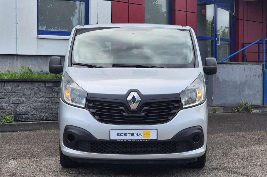 Grey Renault Trafic 2019 in Vilnius, with an engine capacity of 1.60 L and mileage of 212 thousand km for 12900 €, photo 5 on AUTOMOTO.COM.LV