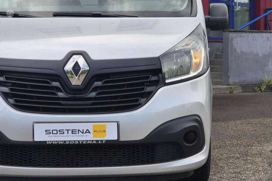 Grey Renault Trafic 2019 in Vilnius, with an engine capacity of 1.60 L and mileage of 212 thousand km for 12900 €, photo 6 on AUTOMOTO.COM.LV