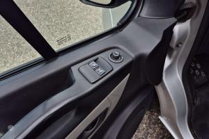 Grey Renault Trafic 2019 in Vilnius, with an engine capacity of 1.60 L and mileage of 212 thousand km for 12900 €, photo 14 on AUTOMOTO.COM.LV