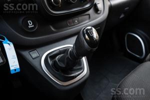 Pelēks Renault Trafic 2021 Rīga, ar dzinēja tilpumu 2.00 L un nobraukumu 112 tūkst. km par 21550 €, foto 14 vietnē AUTOMOTO.COM.LV