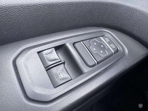 Grey Renault Trafic 2022 in Vilnius, with an engine capacity of 2.00 L and mileage of 91 thousand km for 25000 €, photo 17 on AUTOMOTO.COM.LV