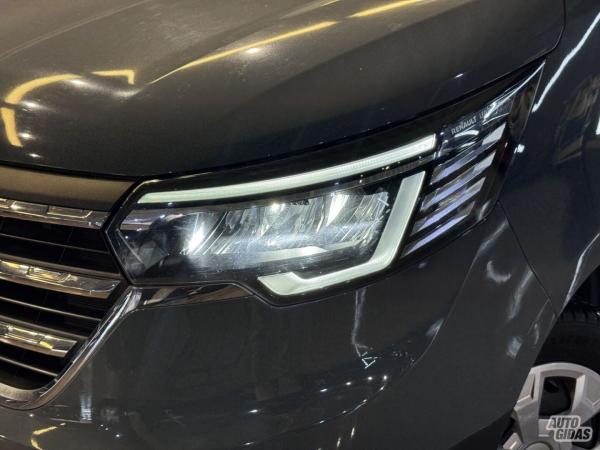 Pelēks Renault Trafic 2022 Avižieniai, ar dzinēja tilpumu 2.00 L un nobraukumu 91 tūkst. km par 25000 €, foto 3 vietnē AUTOMOTO.COM.LV