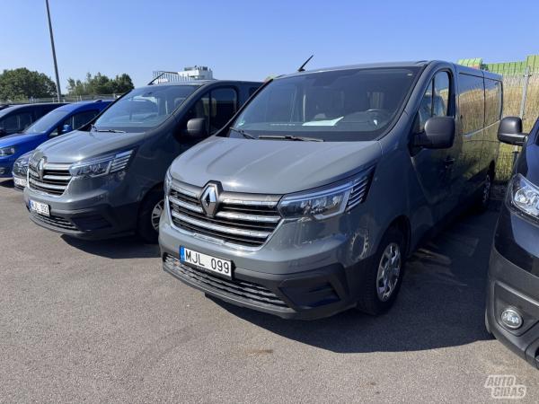 Pelēks Renault Trafic 2022 Avižieniai, ar dzinēja tilpumu 2.00 L un nobraukumu 91 tūkst. km par 25000 €, foto 4 vietnē AUTOMOTO.COM.LV