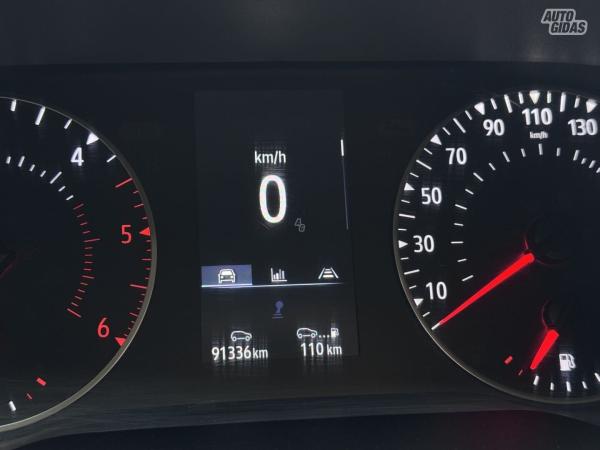 Pelēks Renault Trafic 2022 Avižieniai, ar dzinēja tilpumu 2.00 L un nobraukumu 91 tūkst. km par 25000 €, foto 10 vietnē AUTOMOTO.COM.LV
