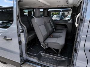 Grey Renault Trafic 2022 in Vilnius, with an engine capacity of 2.00 L and mileage of 166 thousand km for 23750 €, photo 17 on AUTOMOTO.COM.LV