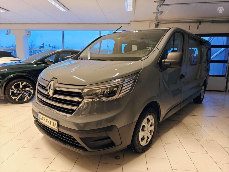 Pelēks Renault Trafic 2023 Šauļi, ar dzinēja tilpumu 2.00 L un nobraukumu 152 tūkst. km par 25200 €, foto 3 vietnē AUTOMOTO.COM.LV