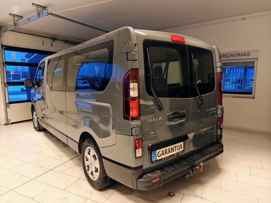 Pelēks Renault Trafic 2023 Šauļi, ar dzinēja tilpumu 2.00 L un nobraukumu 152 tūkst. km par 25200 €, foto 5 vietnē AUTOMOTO.COM.LV