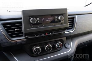 Pelēks Renault Trafic 2023 Rīga, ar dzinēja tilpumu 2.00 L un nobraukumu 99 tūkst. km par 24950 €, foto 11 vietnē AUTOMOTO.COM.LV