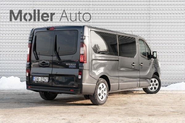 Grey Renault Trafic 2024 in Marupe, with an engine capacity of 2.00 L and mileage of 48 thousand km for 39900 €, photo 4 on AUTOMOTO.COM.LV