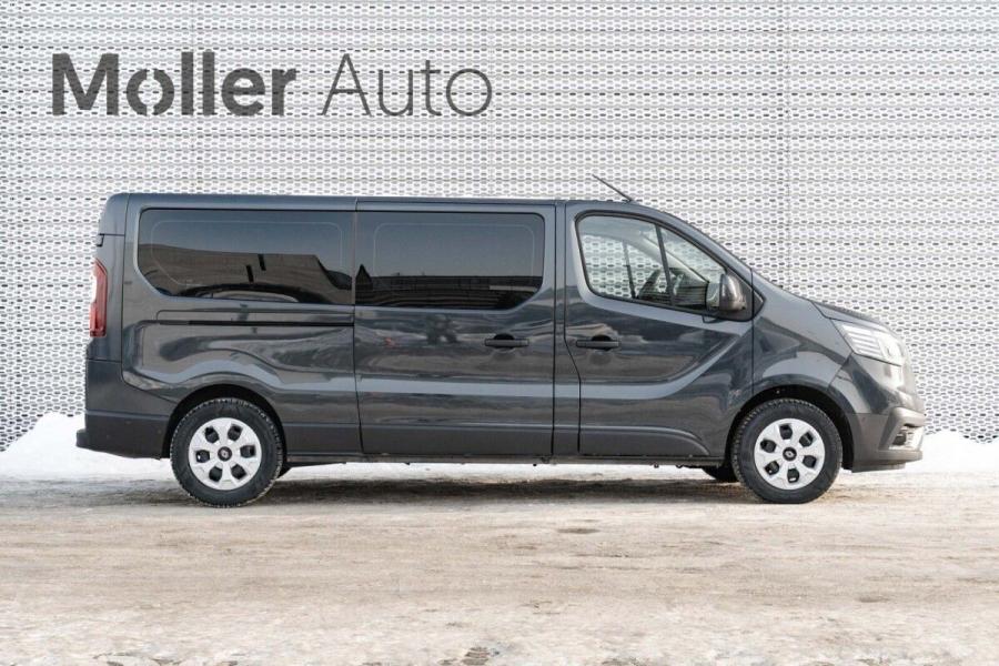 Pelēks Renault Trafic 2024 Mārupe, ar dzinēja tilpumu 2.00 L un nobraukumu 48 tūkst. km par 39900 €, foto 5 vietnē AUTOMOTO.COM.LV