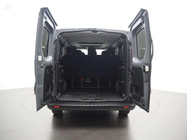 Grey Renault Trafic 2024 in Vilnius, with an engine capacity of 2.00 L and mileage of 63 thousand km for 28500 €, photo 6 on AUTOMOTO.COM.LV
