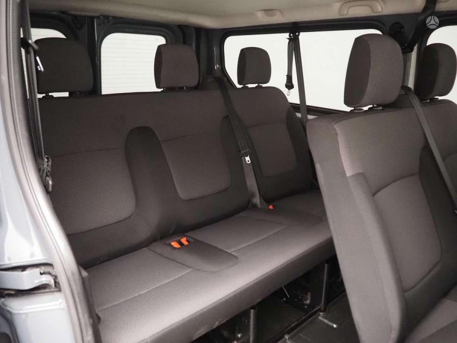 Grey Renault Trafic 2024 in Vilnius, with an engine capacity of 2.00 L and mileage of 63 thousand km for 28500 €, photo 17 on AUTOMOTO.COM.LV
