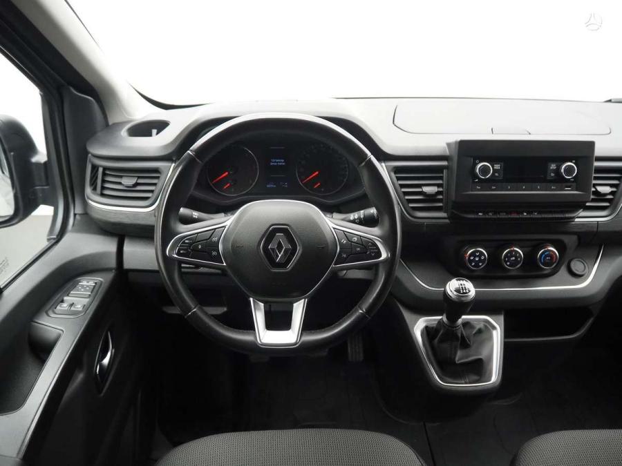 Grey Renault Trafic 2024 in Vilnius, with an engine capacity of 2.00 L and mileage of 63 thousand km for 28500 €, photo 19 on AUTOMOTO.COM.LV
