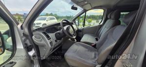 Pelēks Renault Trafic 2004 Tallina, ar dzinēja tilpumu 1.90 L un nobraukumu 0 tūkst. km par 5999 €, foto 5 vietnē AUTOMOTO.COM.LV