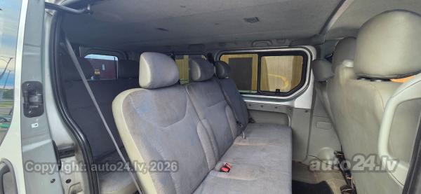 Pelēks Renault Trafic 2004 Tallina, ar dzinēja tilpumu 1.90 L un nobraukumu 0 tūkst. km par 5999 €, foto 8 vietnē AUTOMOTO.COM.LV