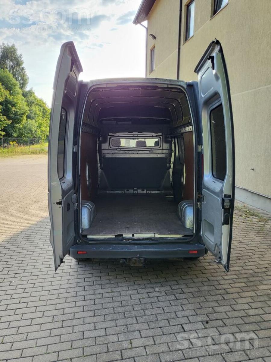 Pelēks Renault Trafic 2008 Rīga, ar dzinēja tilpumu 2.50 L un nobraukumu 337 tūkst. km par 5150 €, foto 6 vietnē AUTOMOTO.COM.LV