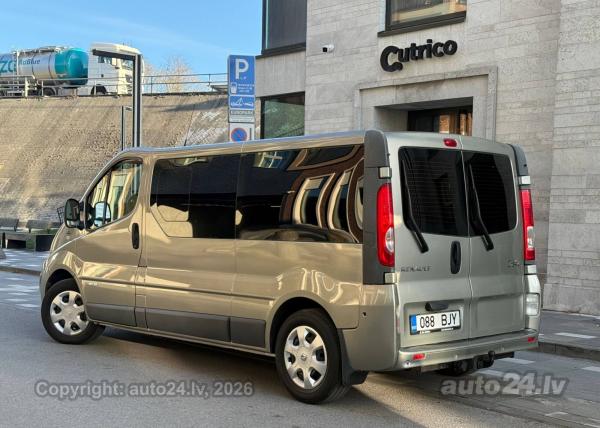 Pelēks Renault Trafic 2013 Tallina, ar dzinēja tilpumu 2.00 L un nobraukumu 211 tūkst. km par 8999 €, foto 8 vietnē AUTOMOTO.COM.LV
