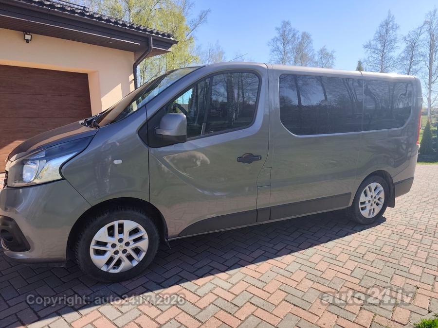 Pelēks Renault Trafic 2015 Tallina, ar dzinēja tilpumu 1.60 L un nobraukumu 279 tūkst. km par 12800 €, foto 4 vietnē AUTOMOTO.COM.LV